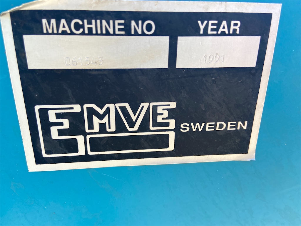 Elevator - Emve | Blinto auktioner