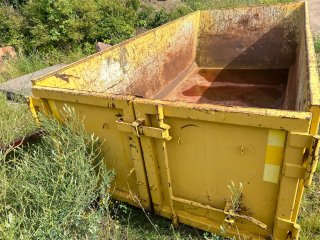 Schaktcontainer - Frinab | Blinto auktioner