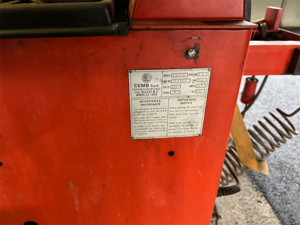 Balanseringsmaskin - Cemb | Blinto auktioner