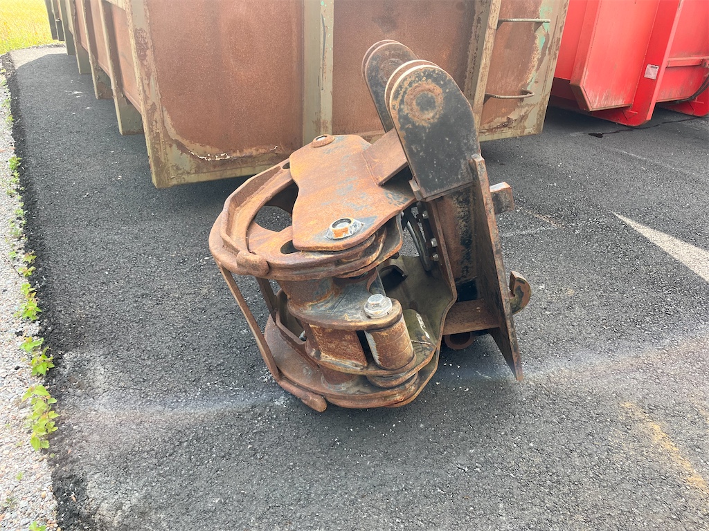 Gripklo - Okänt | Blinto auktioner