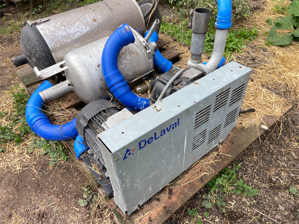 Vacuumpump - DeLaval | Blinto auktioner