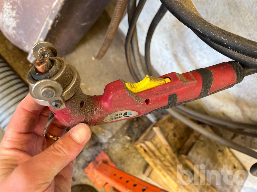 Plasmaskärare - ESAB LPL 40 | Blinto auktioner