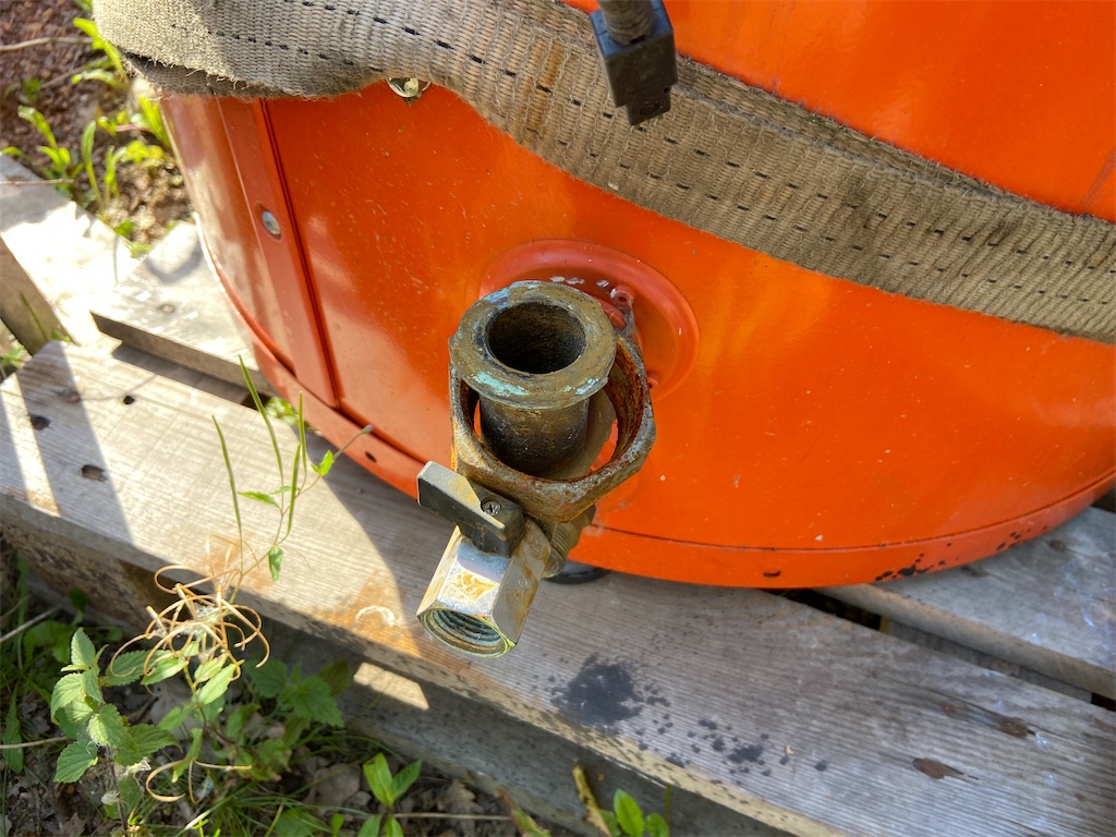 Varmvattenberedare - Wiessman Vertisell | Blinto auktioner