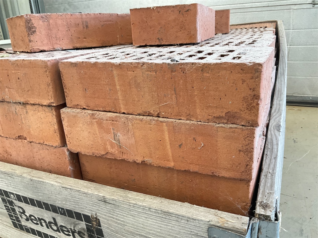 Murtegel - Håltegel | Blinto auktioner