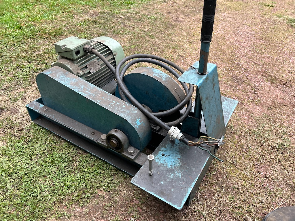 Slangkap - Okänd | Blinto auktioner