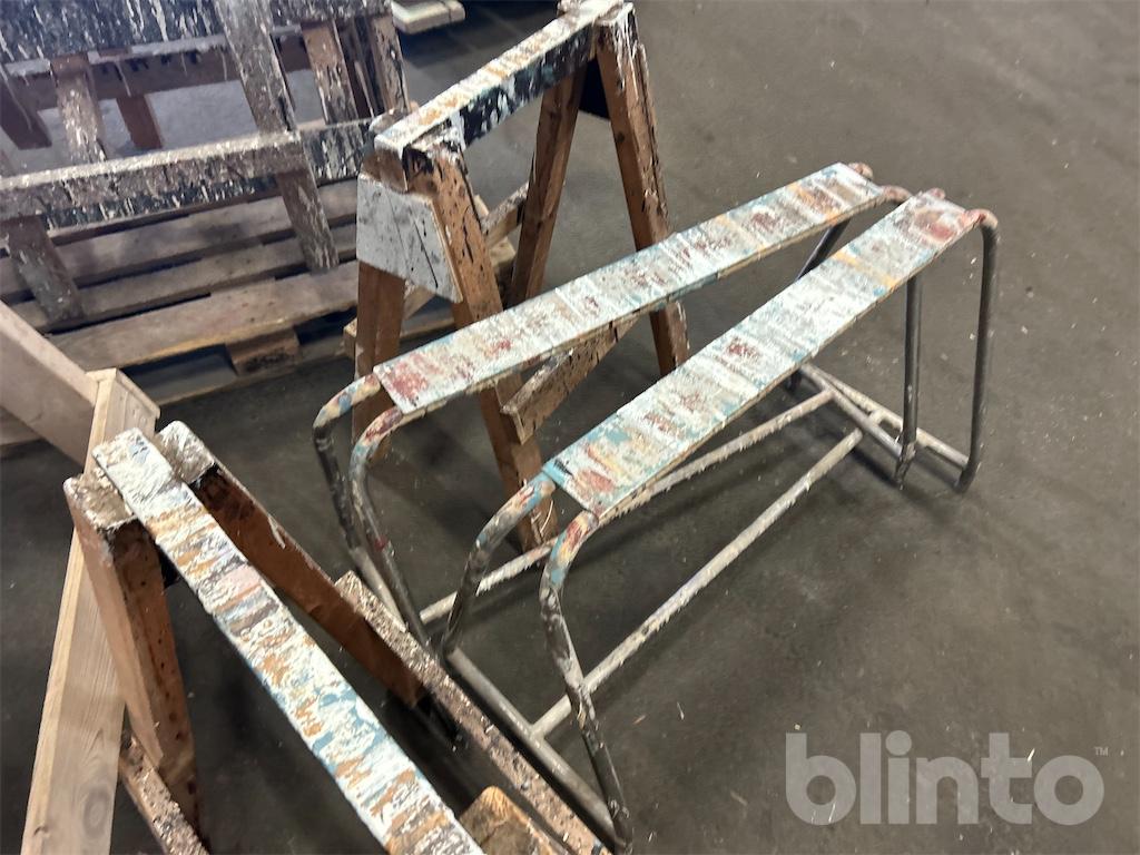 10st bockar - Olika storlekar | Blinto auktioner