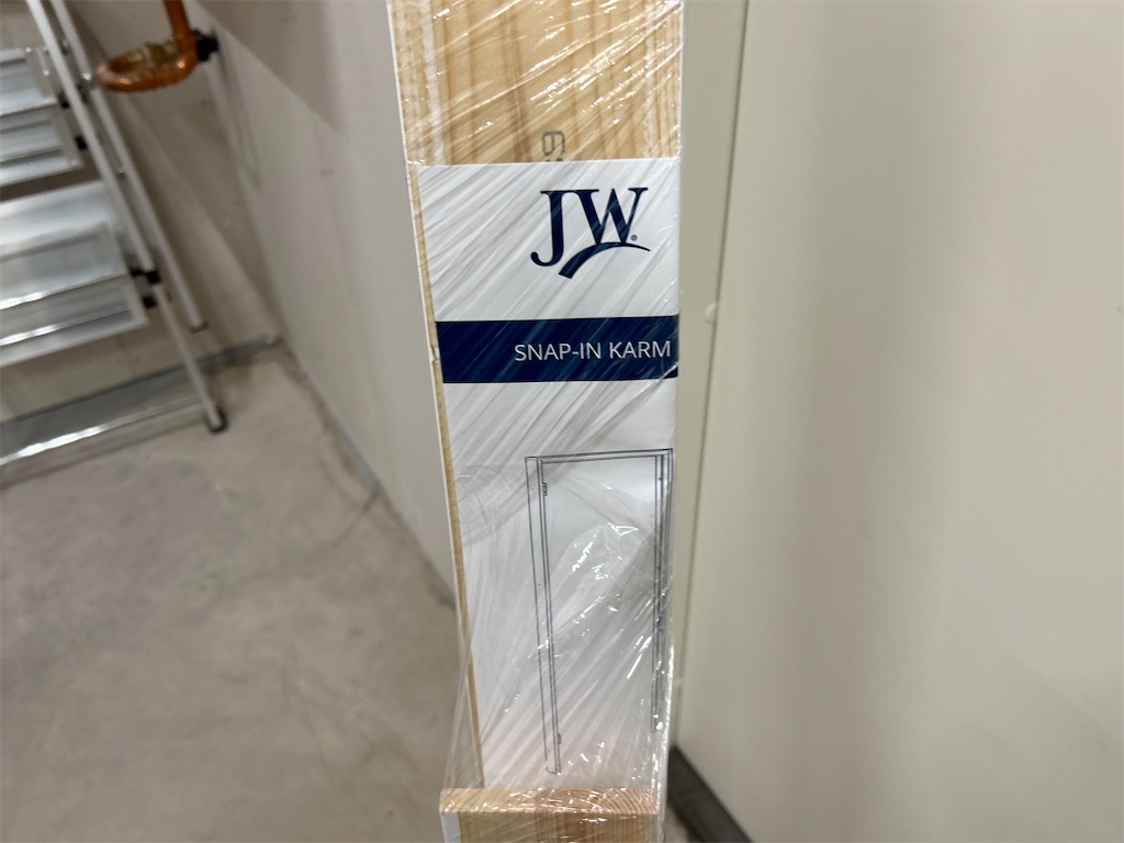 2st karmset - Kompletta | Blinto auktioner