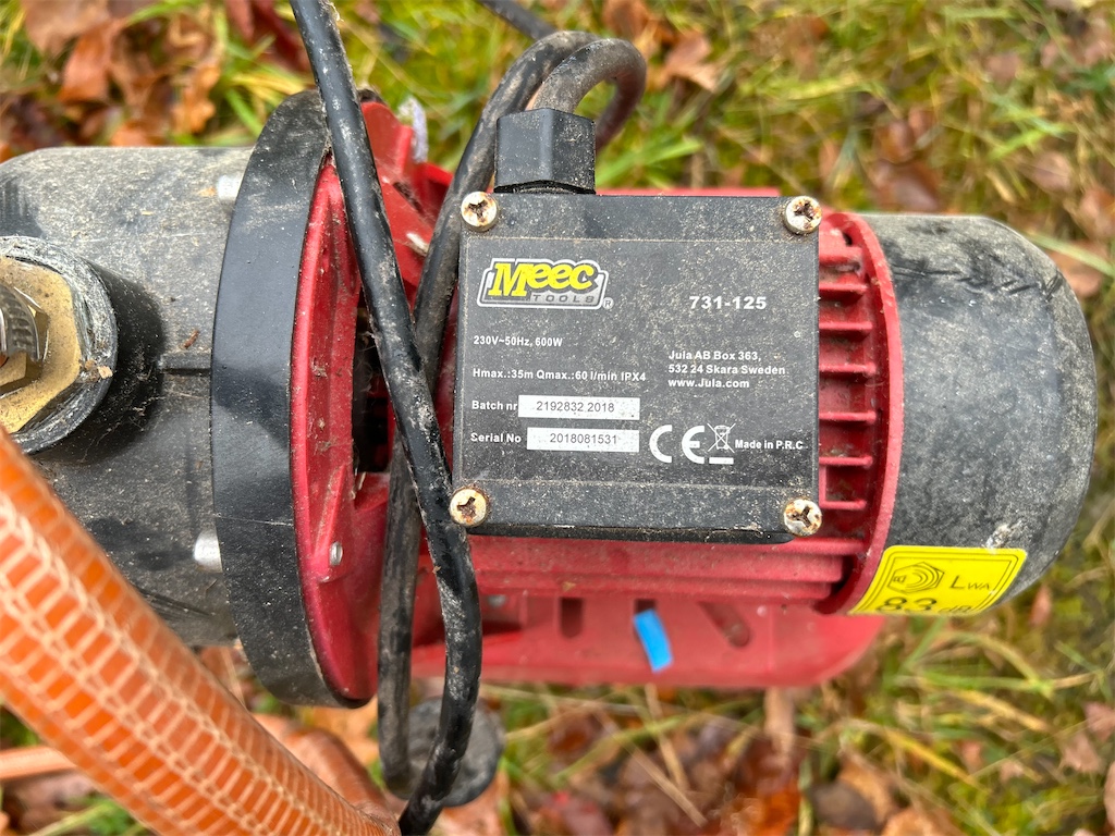 Vattenpump - Meec | Blinto auktioner