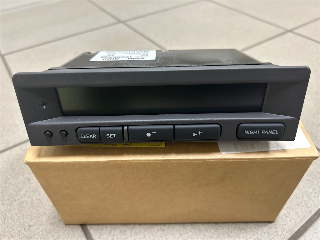 Display - Saab | Blinto auktioner