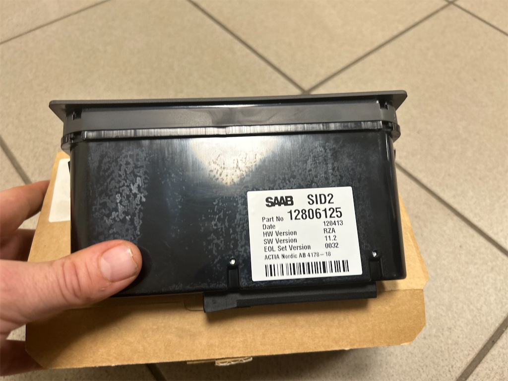 Display - Saab | Blinto auktioner