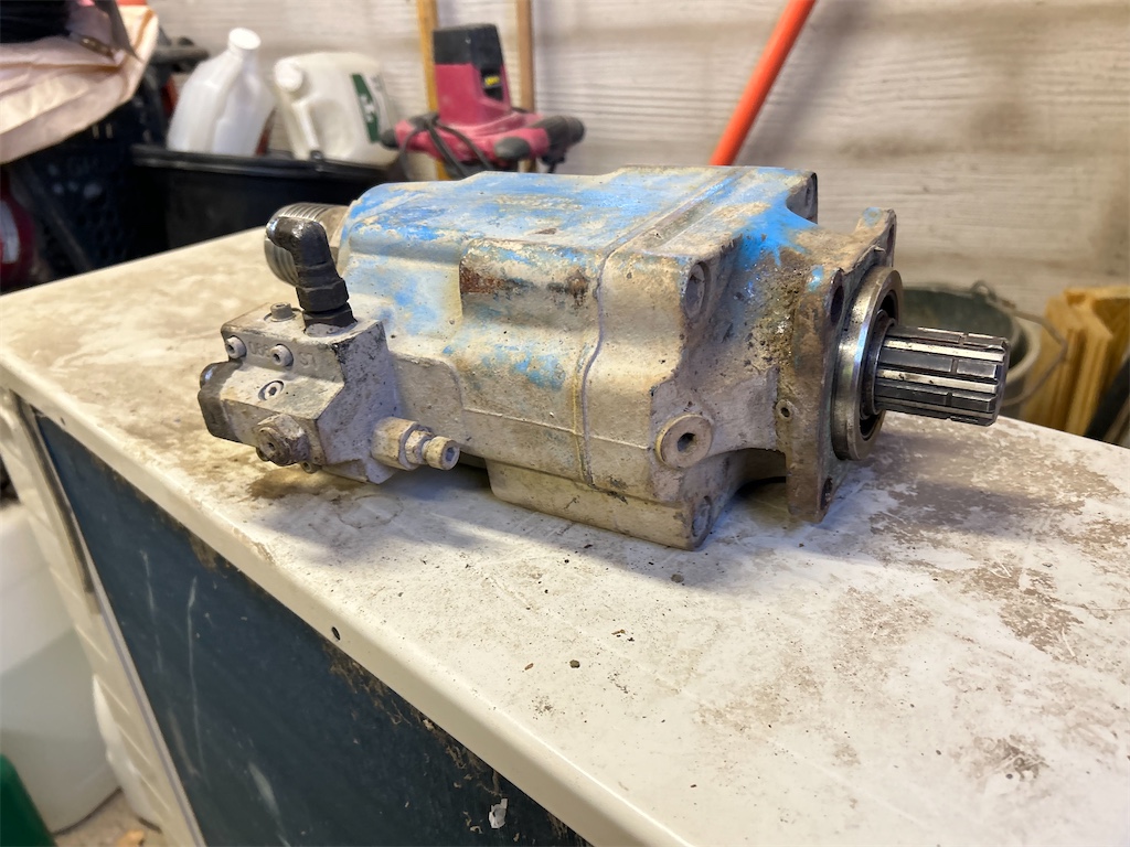 Hydraulpump - Pump | Blinto auktioner