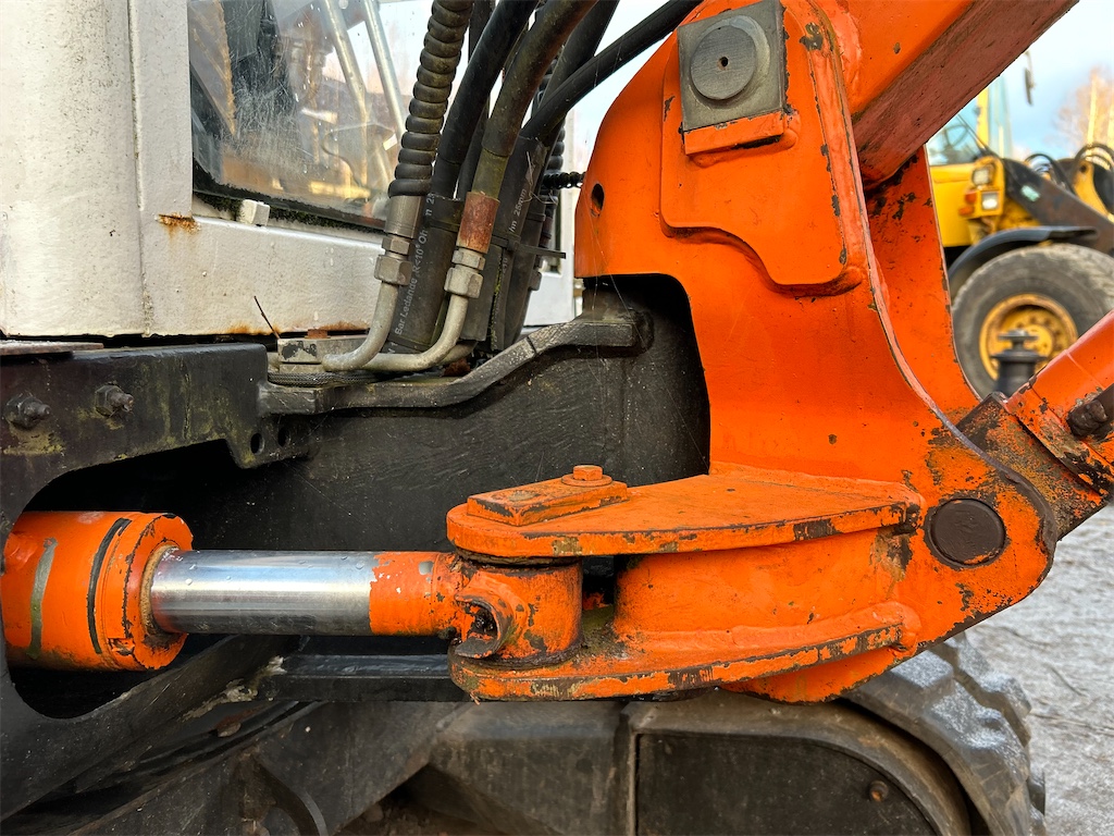 Grävmaskin - Pel-job EB 25.4 reparationsobjekt | Blinto auktioner