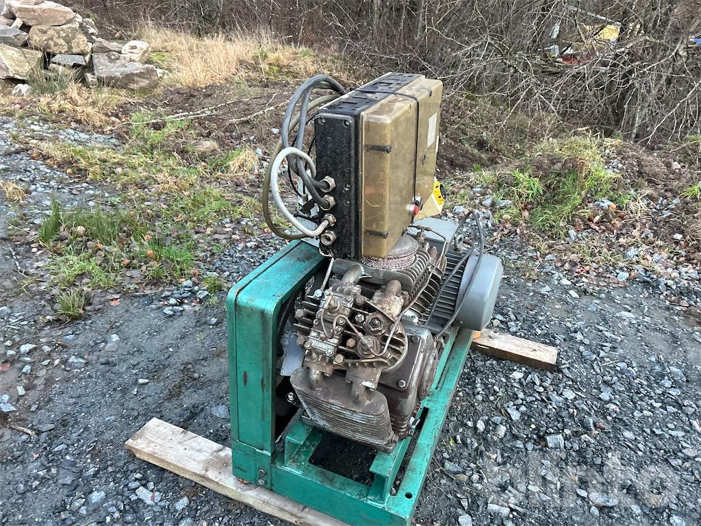 Kompressor - THE DEVILBISS COMPANY 445 | Blinto auktioner