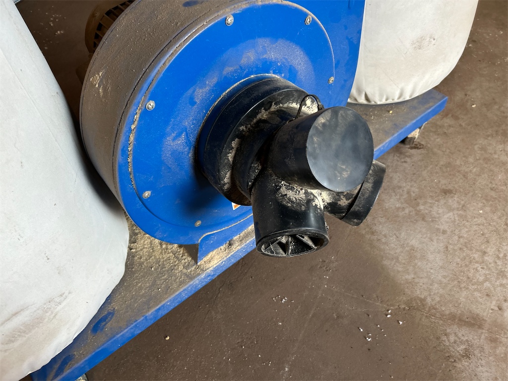 Utsug - OAV | Blinto auktioner