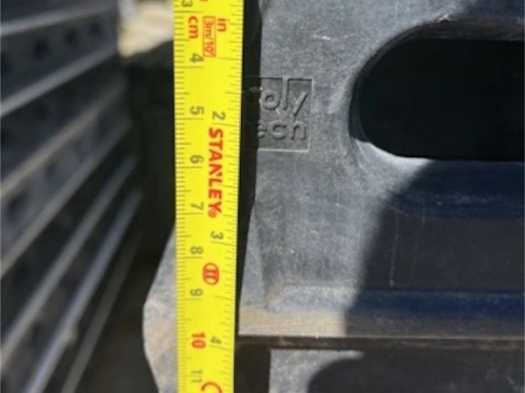 Parti med gjutformar - Lätt formsystem Peri för gjutning, 46 st pallar ...