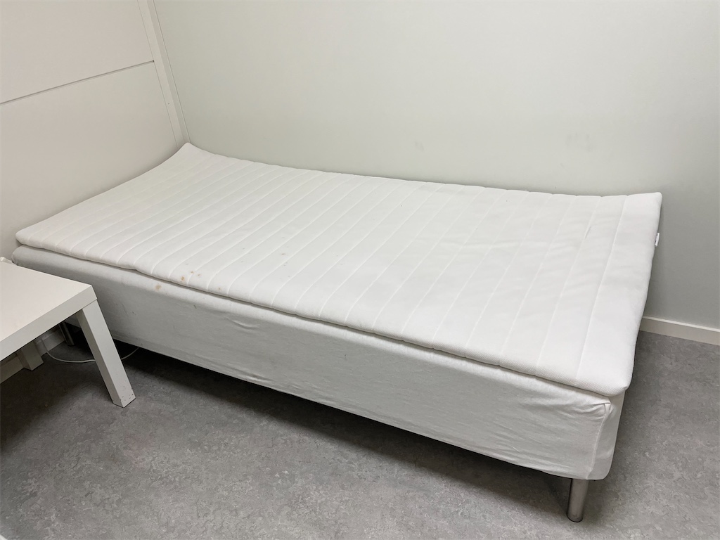 2st Sängar - Ikea 90cm | Blinto auktioner