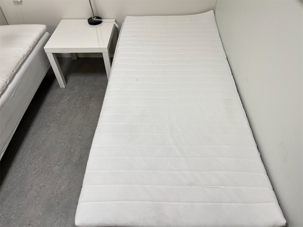 2st Sängar - Ikea 90cm | Blinto auktioner