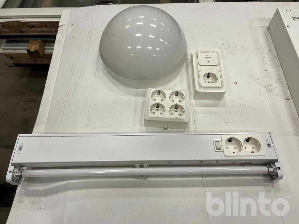 Eltillbehör - Exaktor | Blinto auktioner