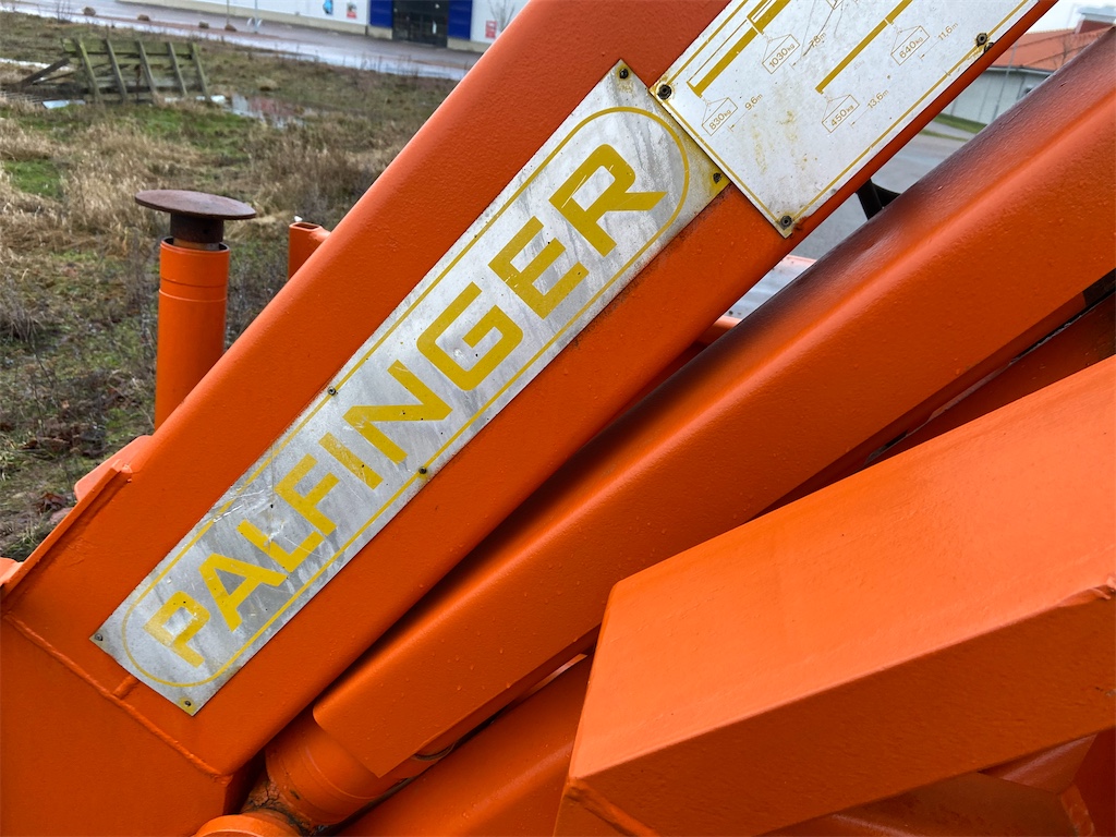 Kranflak - Kran: Palfinger PK9700B | Blinto auktioner