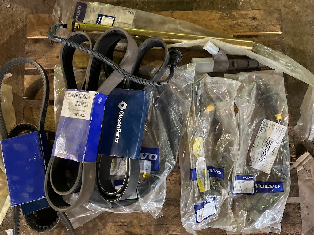 Diverse reservdelar - Volvo | Blinto auktioner