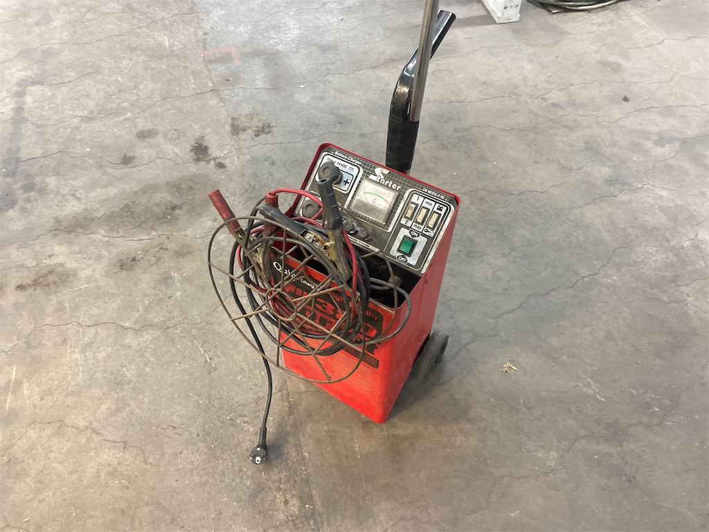 Batteriladdare med - Starthjälp Quin Charger 380 Sprint | Blinto auktioner