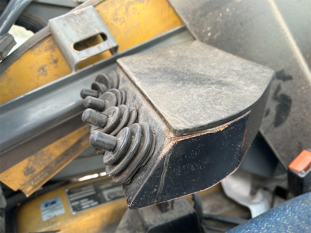 Truck - CAT EP16KT | Blinto auktioner