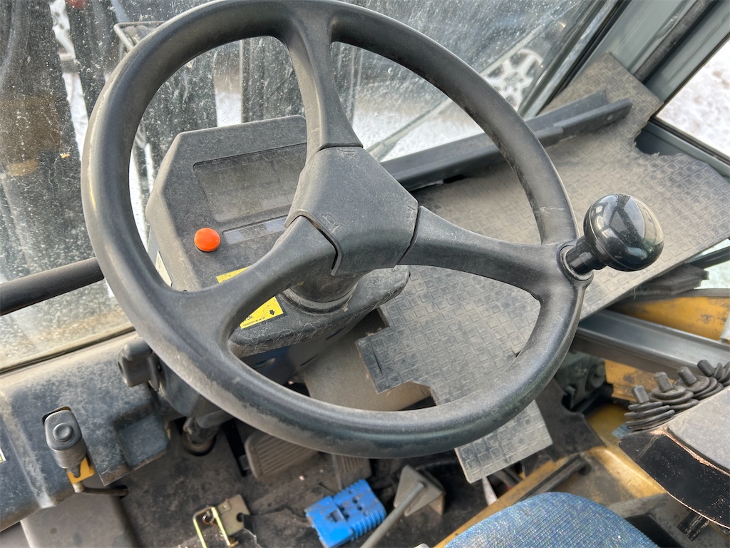 Truck - CAT EP16KT | Blinto auktioner