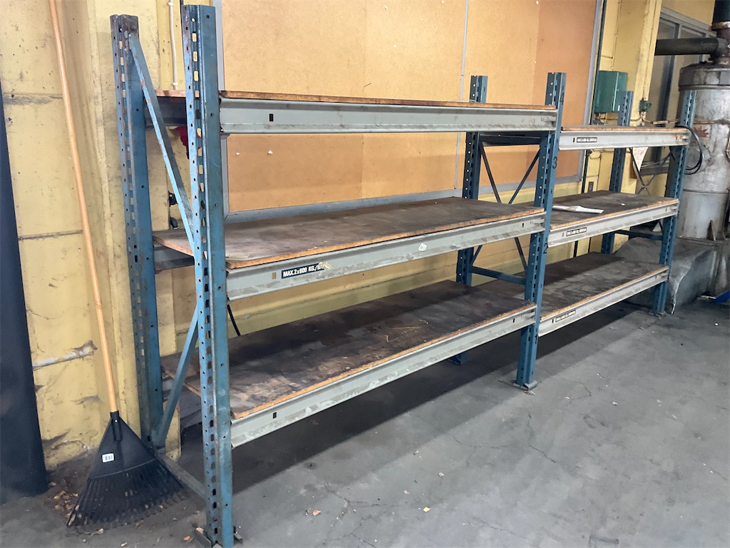 Hyllor - Förvaring | Blinto auktioner