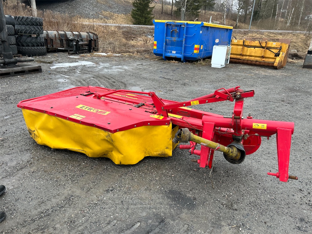 Rotorslåtter - ZTR-165 | Blinto auktioner