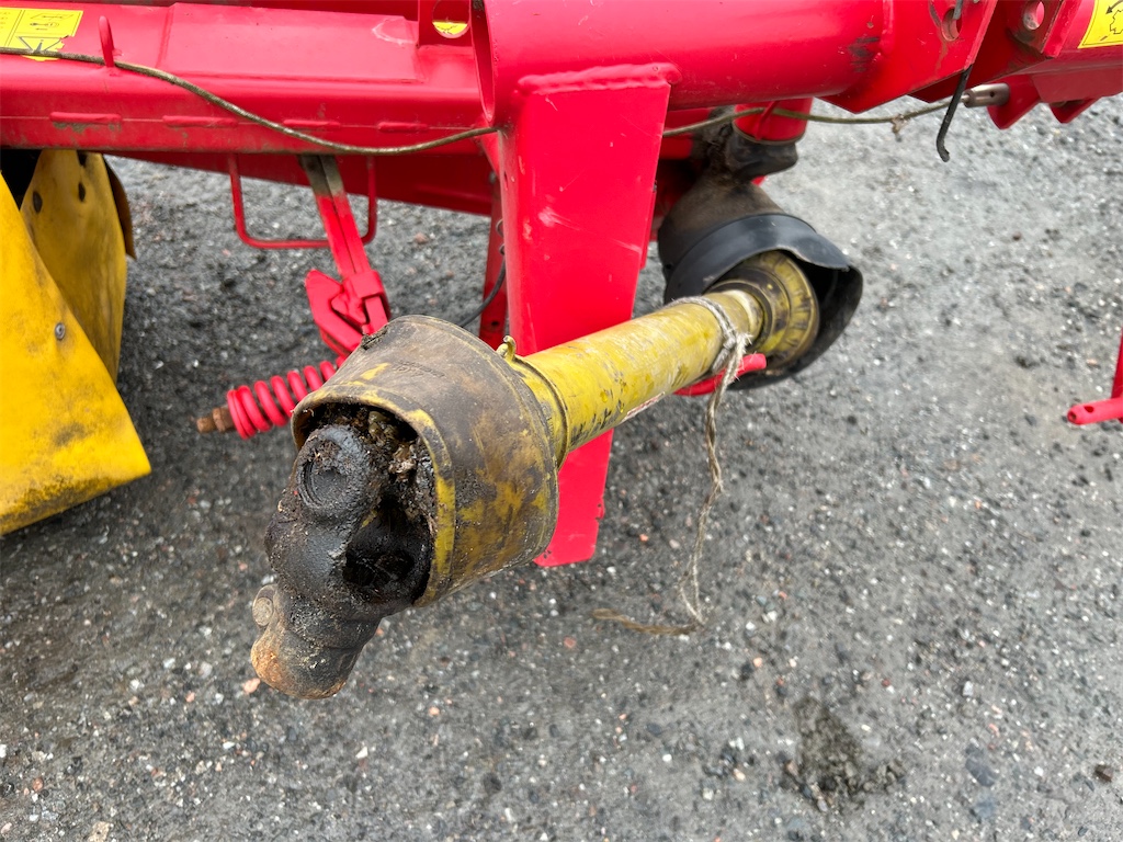 Rotorslåtter - ZTR-165 | Blinto auktioner