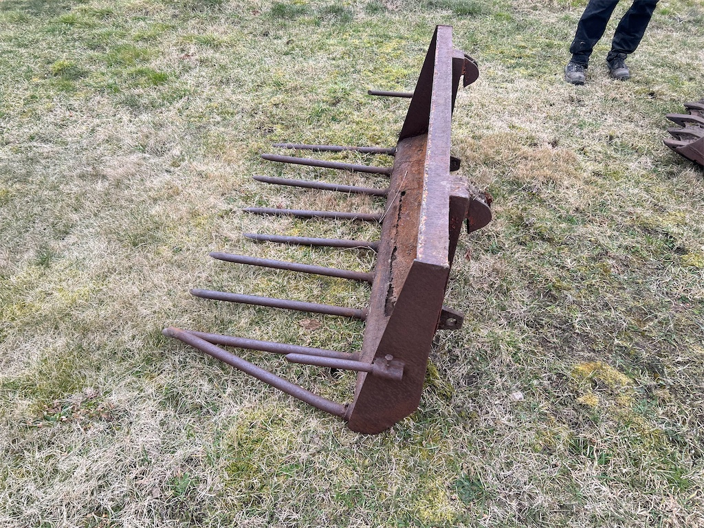 Grep - Lilla BM | Blinto auktioner