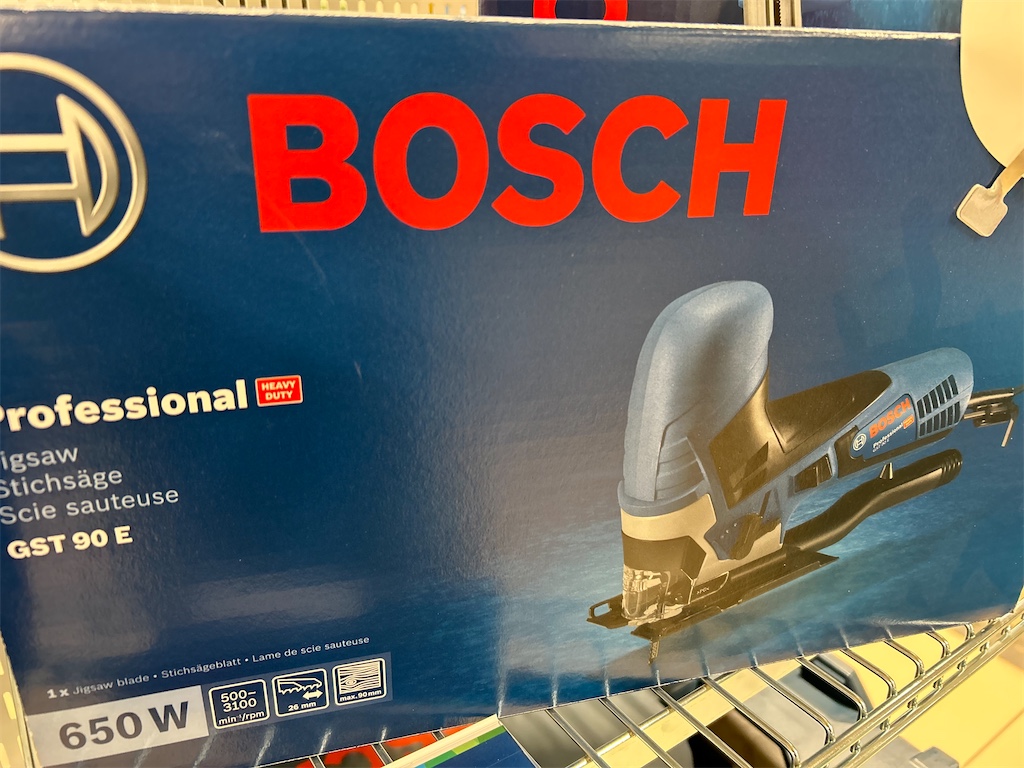 Sticksåg - Bosch GST 90 E | Blinto auktioner