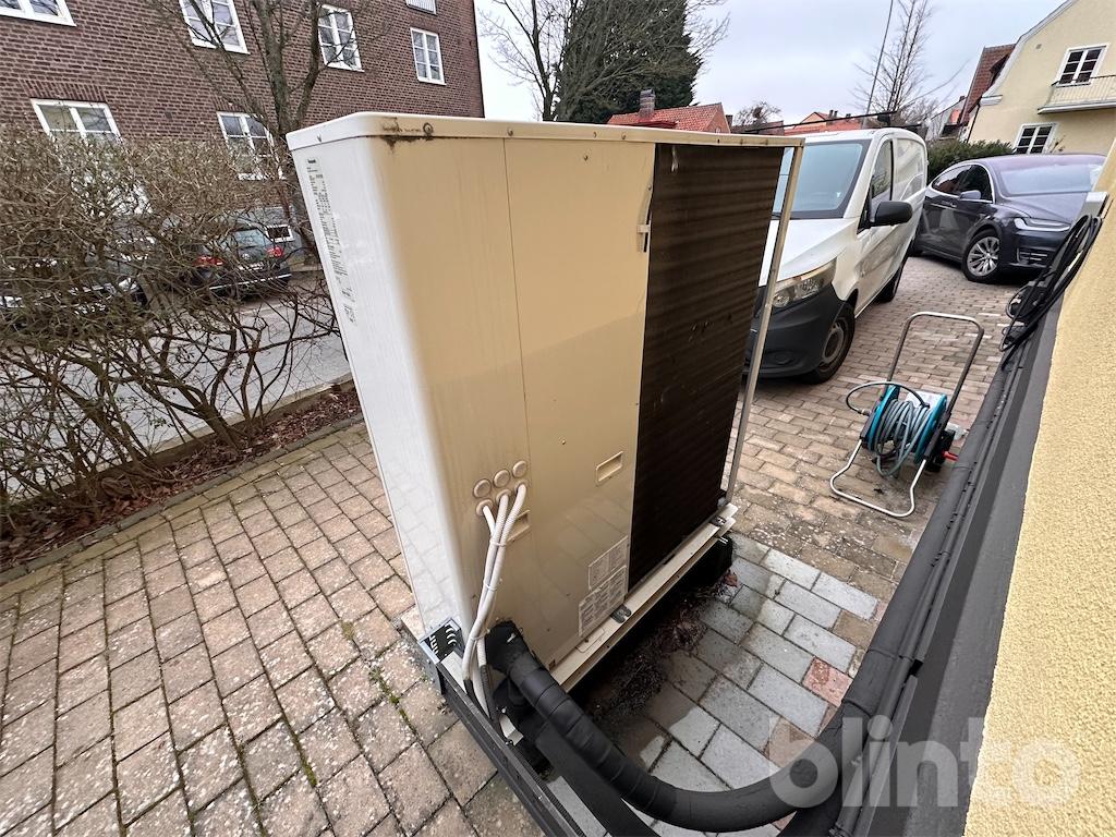 Luft/Vattenpump - Panasonic 16kW Ytter- & Innerdel | Blinto auktioner