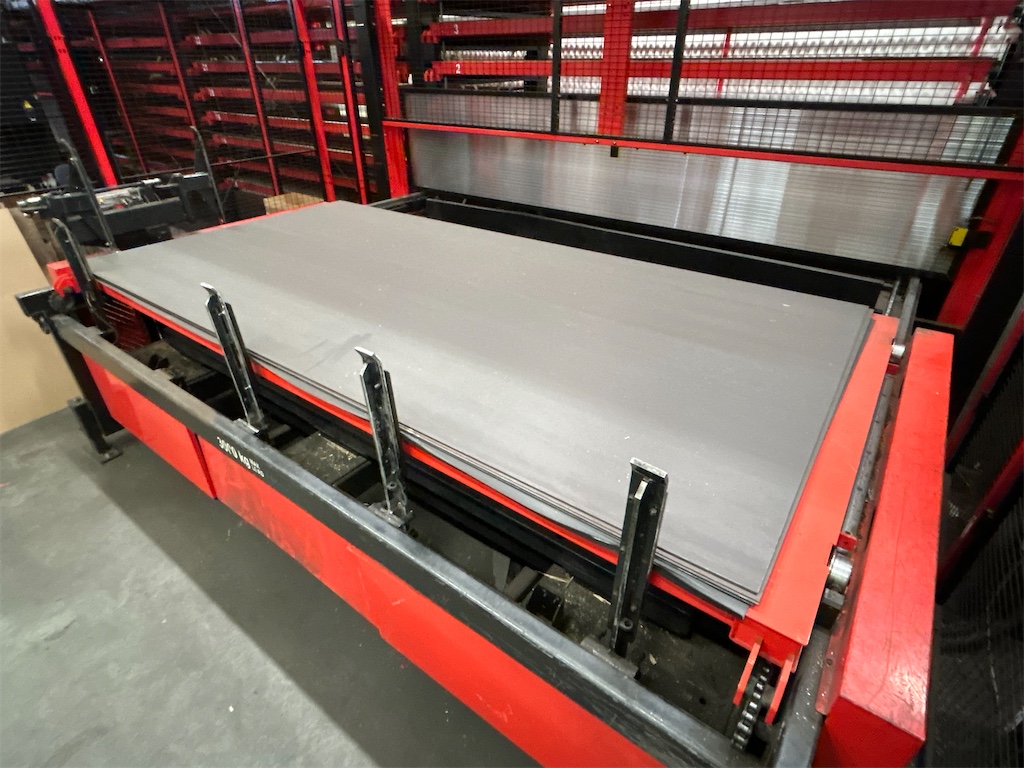 Hardox Svartplåt 6st - Hardox 450 3mm | Blinto auktioner