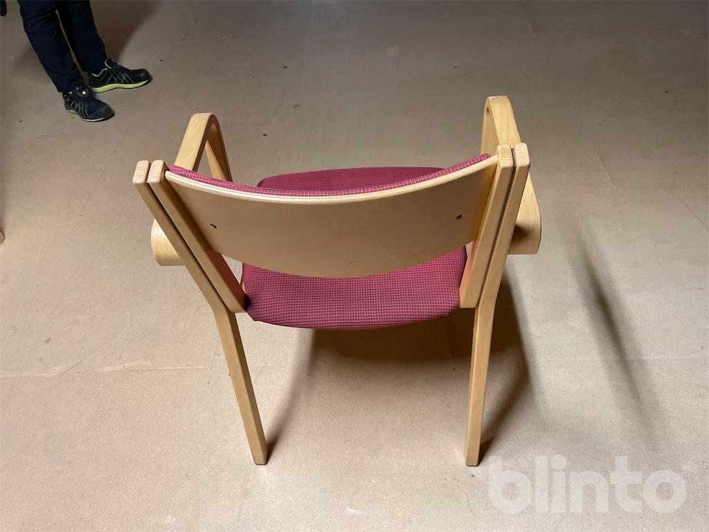 Stolar - 20st | Blinto auktioner
