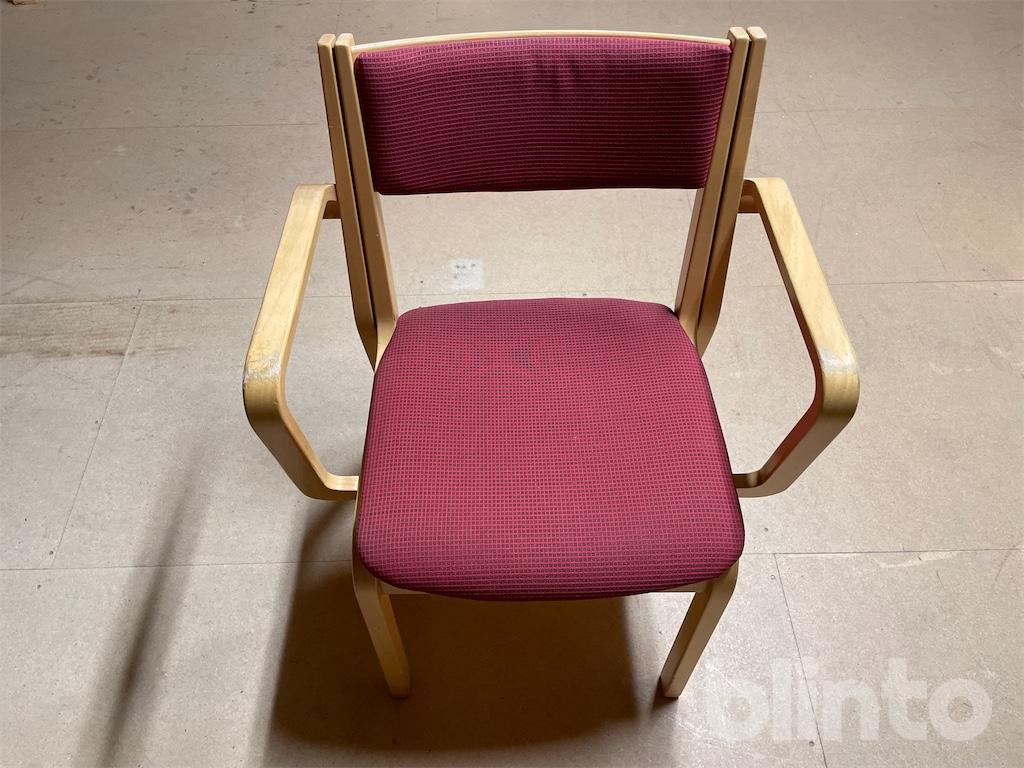 Stolar - 20st | Blinto auktioner