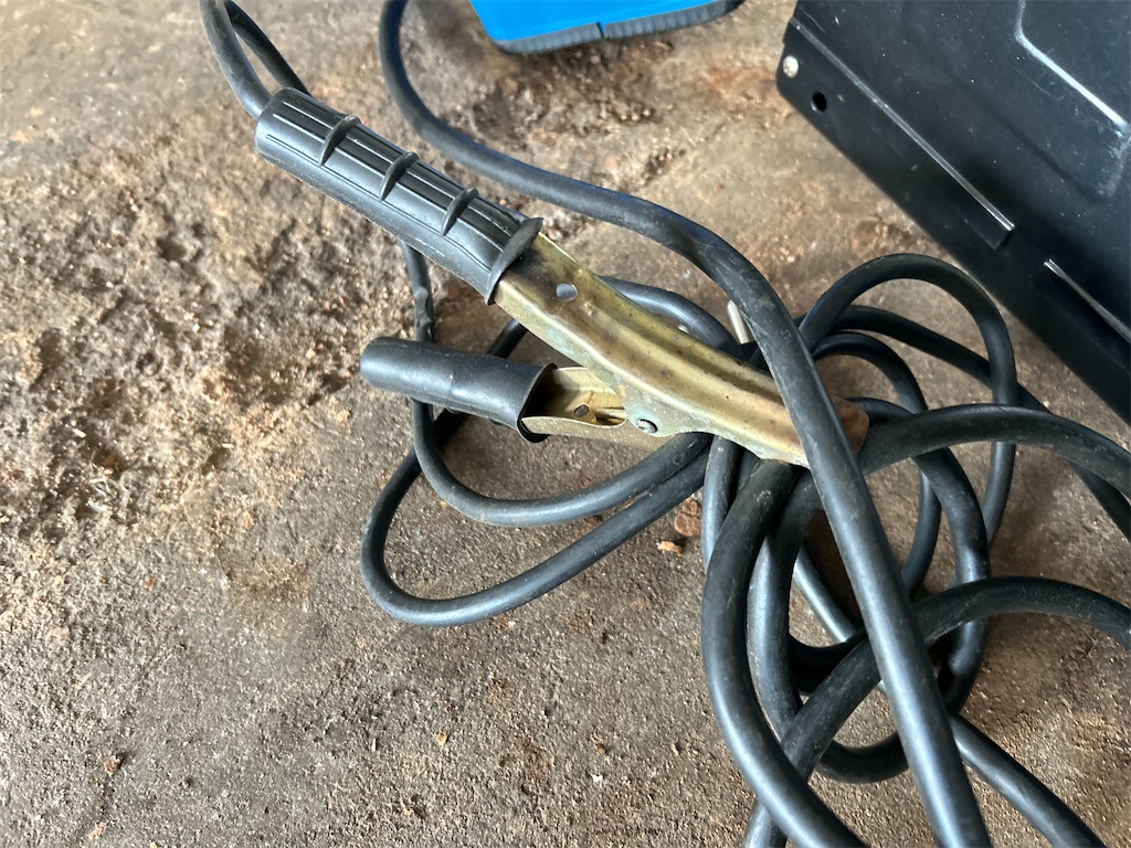 Pinnsvets - Luna Race 112T | Blinto auktioner