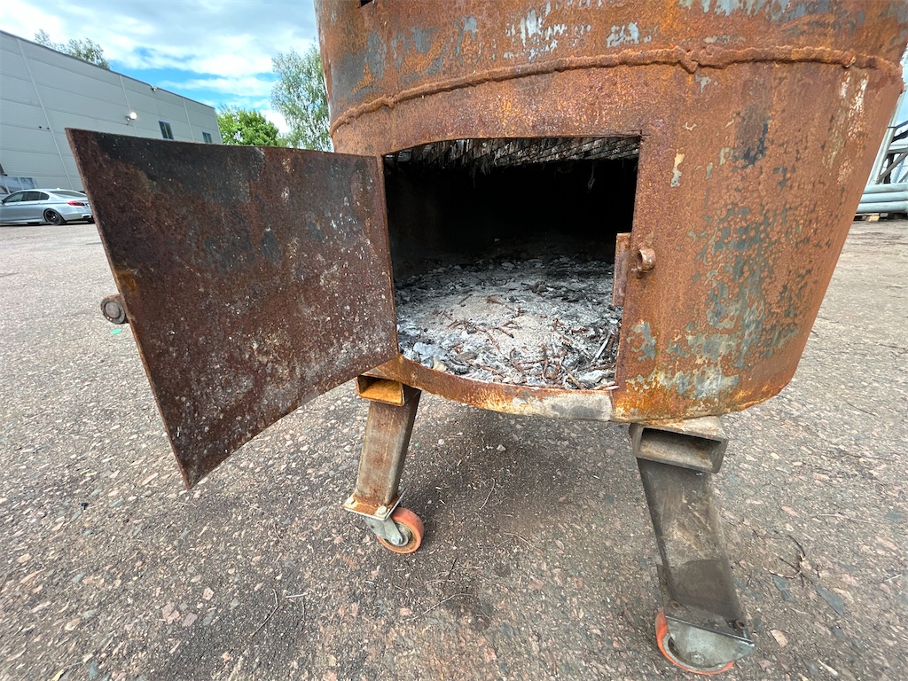 Kamin - Vedeldad kamin | Blinto auktioner