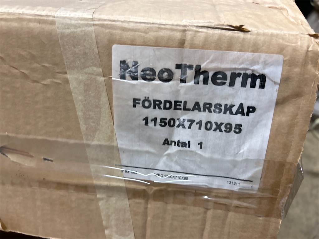 Fördelarskåp 4 st - Neotherm 1150x710x95 | Blinto auktioner
