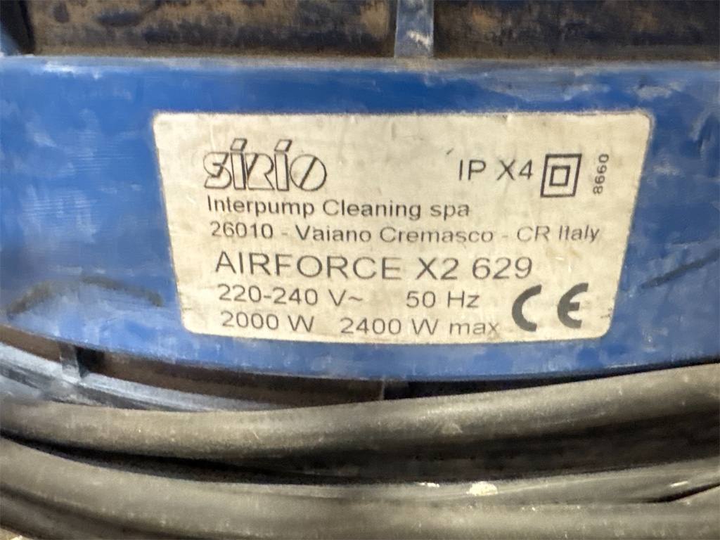 Dammsugare - Airforce X2 629 | Blinto auktioner