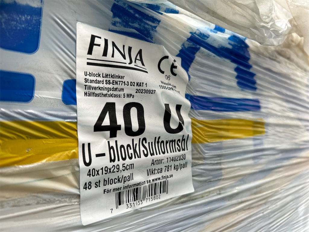 U-Block - Finja | Blinto auktioner