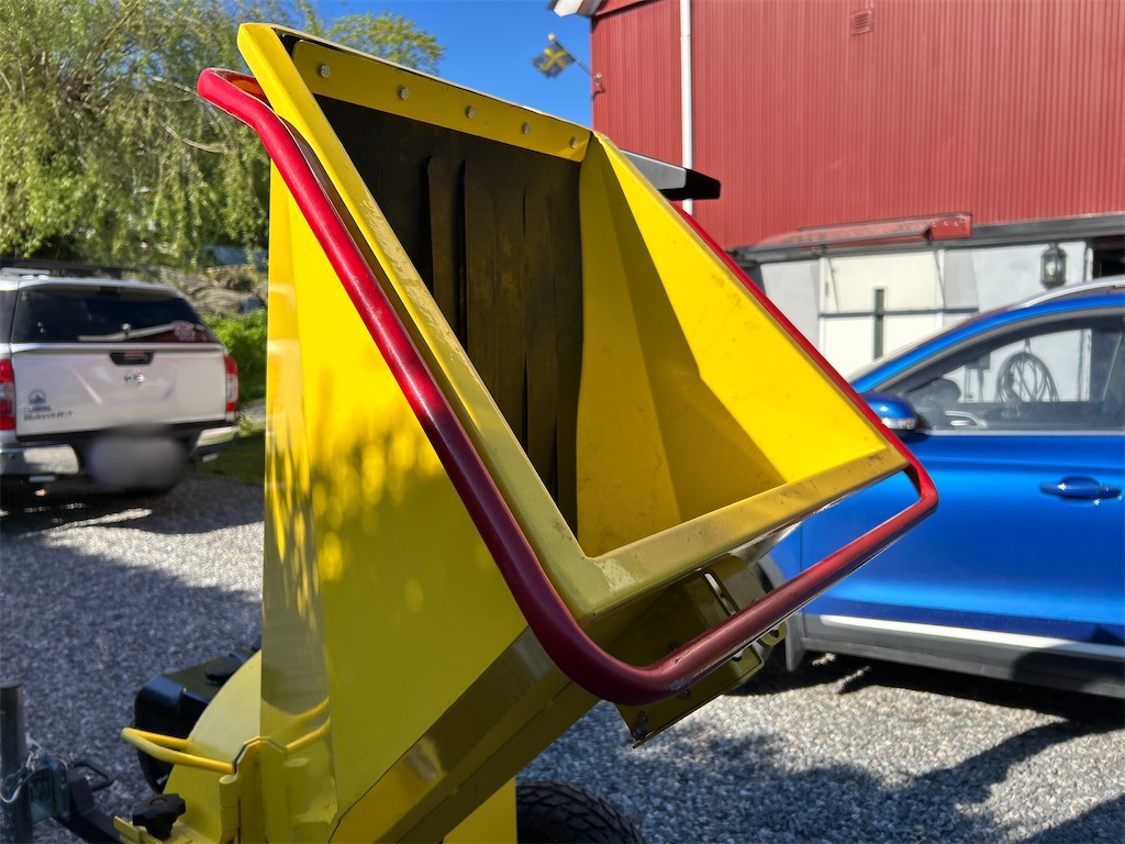 Flishugg - Iron Baltic Wood Chipper G2 DGS1500 / 76.500 | Blinto auktioner