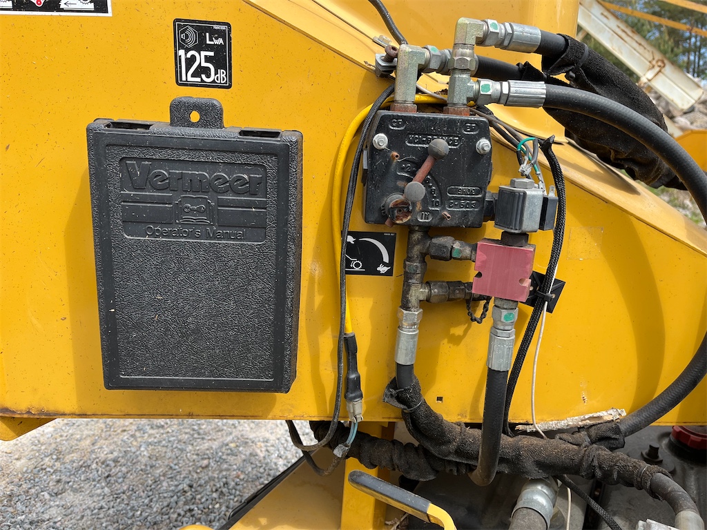Flismaskin - VERMEER BC600XL | Blinto auktioner