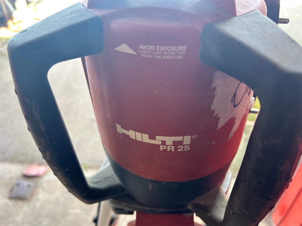 Laser - HILTI PR25 | Blinto auktioner
