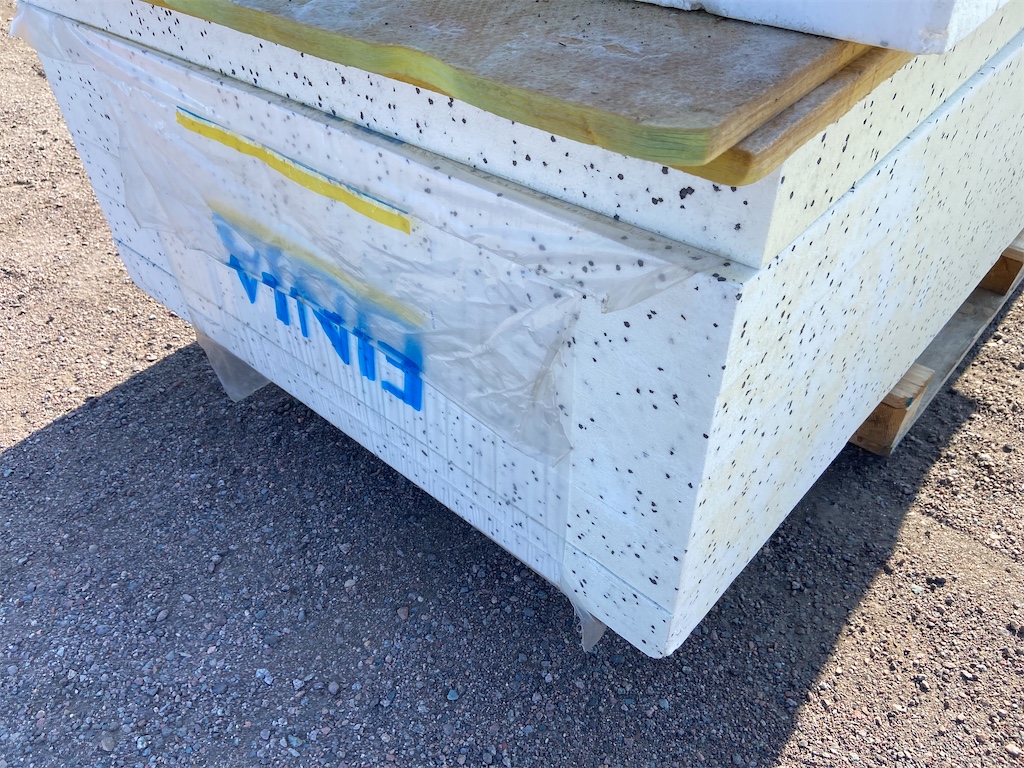 Markisolering - Finka | Blinto auktioner