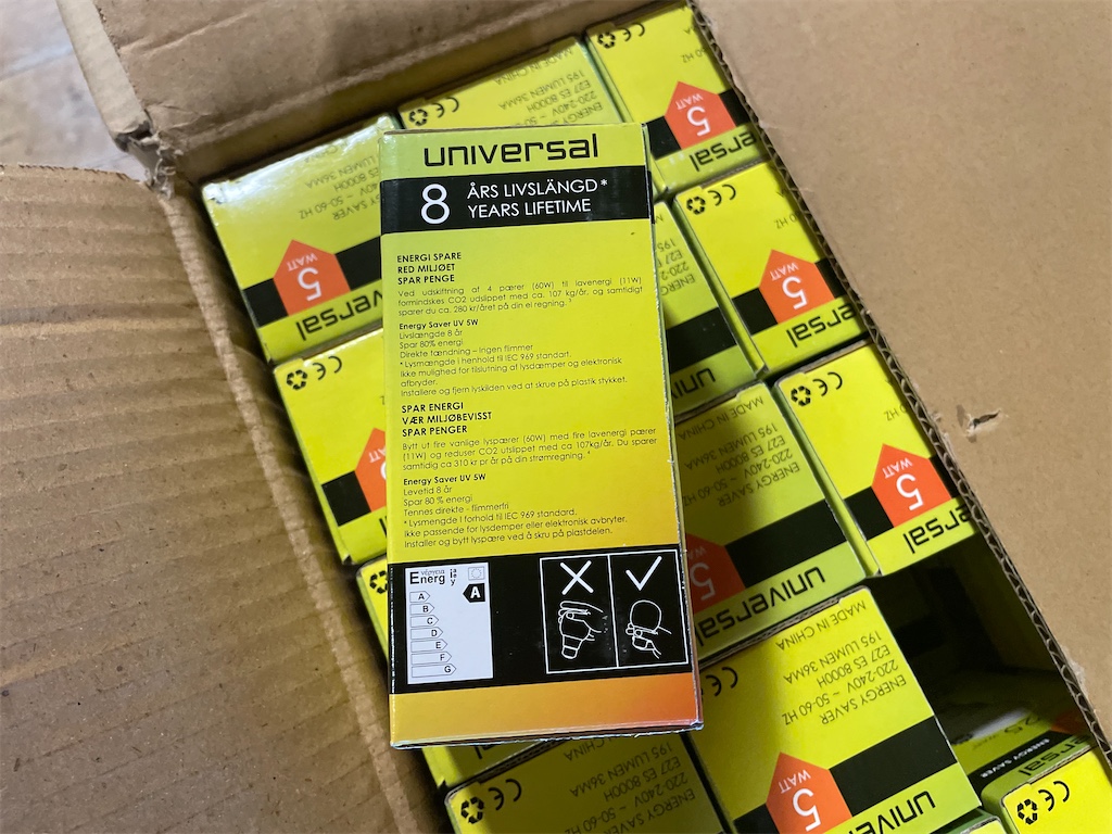 Lampor - Universal | Blinto auktioner