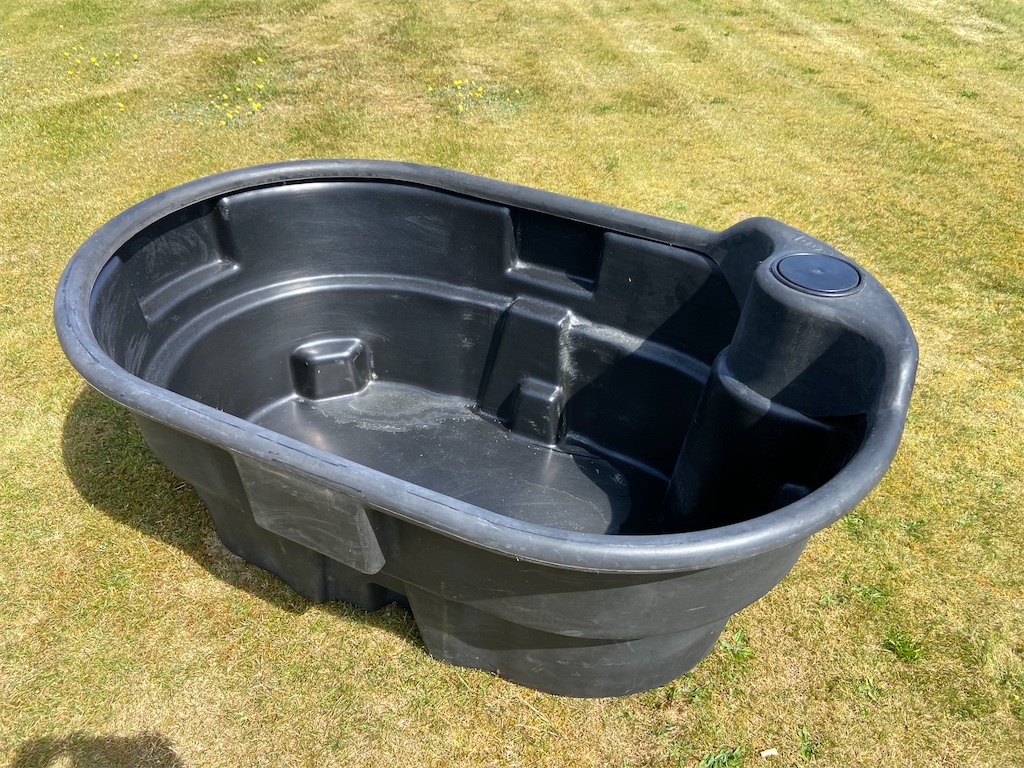 Vattenbalja - La Buvette 600 L | Blinto auktioner