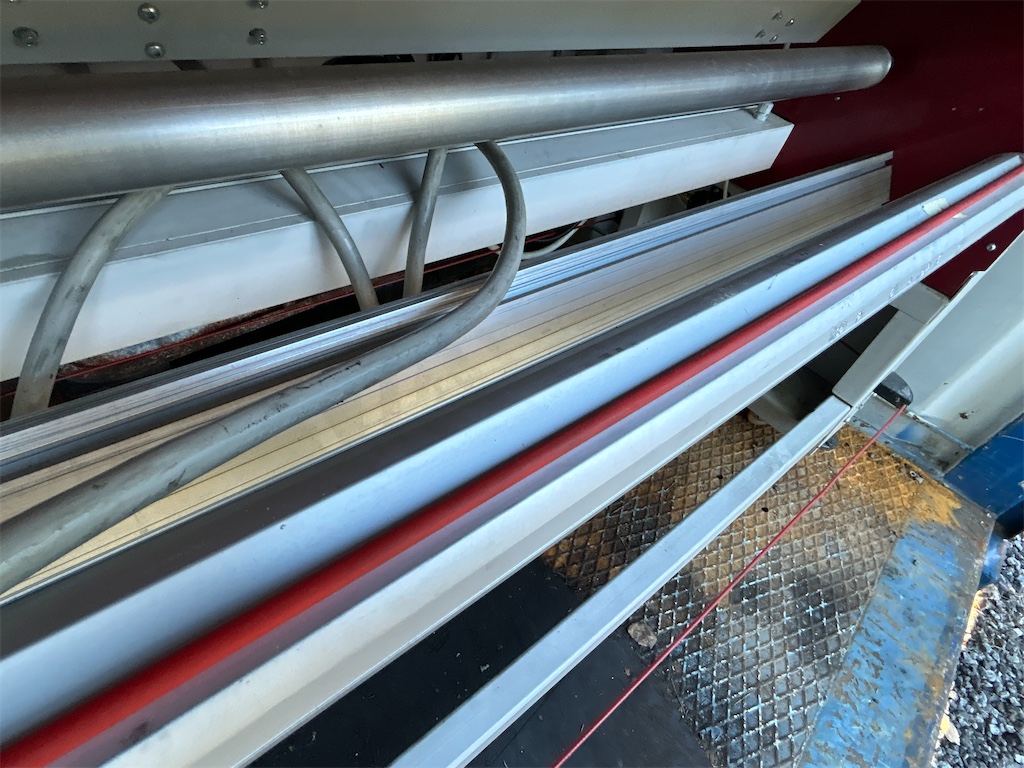 Laminatmaskin - Neschen jet Lam 1600 | Blinto auktioner