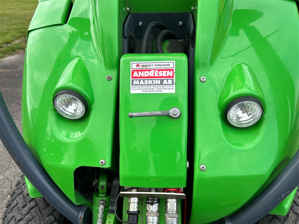 Kompaktlastare - Avant 220 | Blinto auktioner