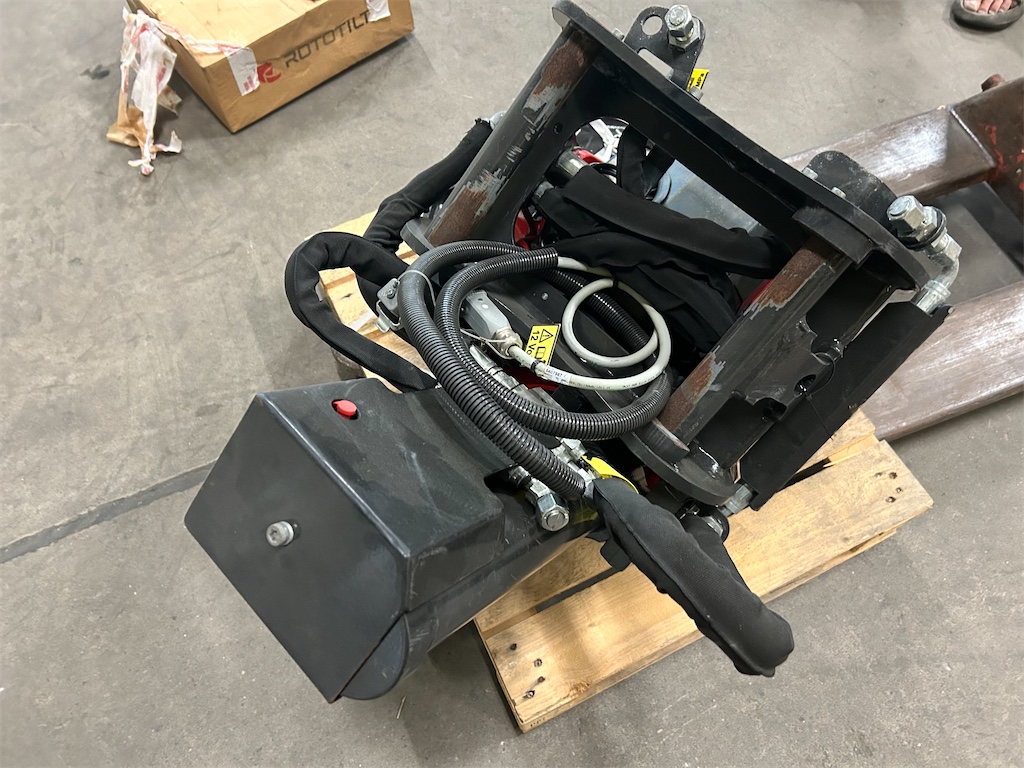 Rototilt - Rototilt R2 | Blinto auktioner